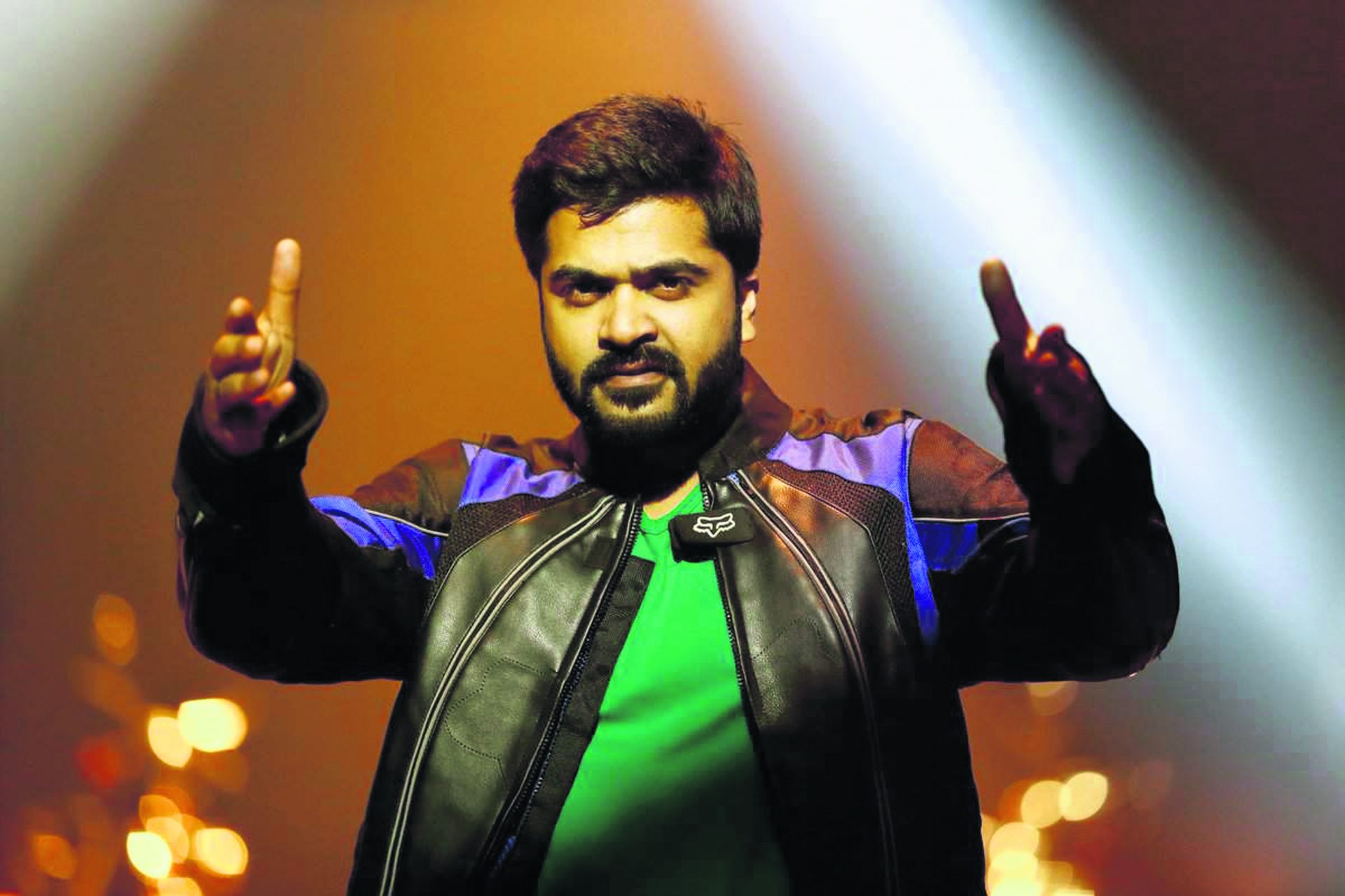 WATCH NOW: Simbu's Latest Kuthu Song - Varnam Malaysia