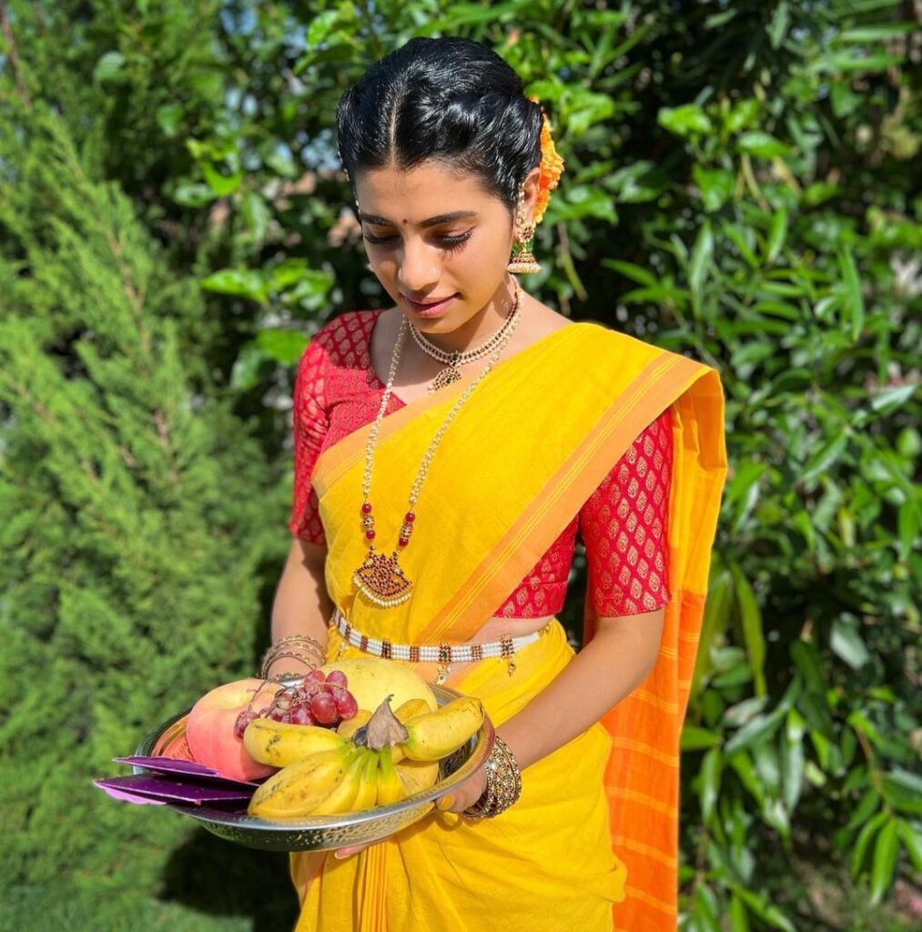 Deepavali 2022: Our Favourite Deepavali Looks From Classy Traditional ...