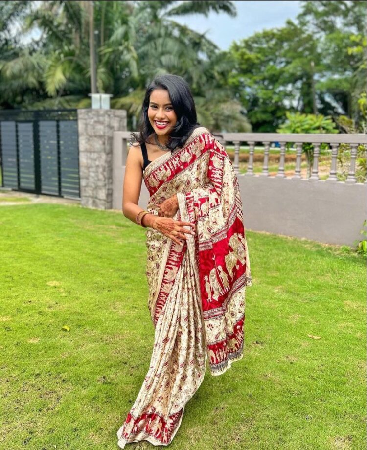 Deepavali 2022: Our Favourite Deepavali Looks From Classy Traditional ...
